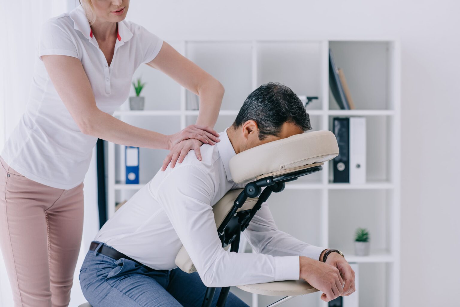 Mobile Massage - Utopia Foot & Shoulder Massage